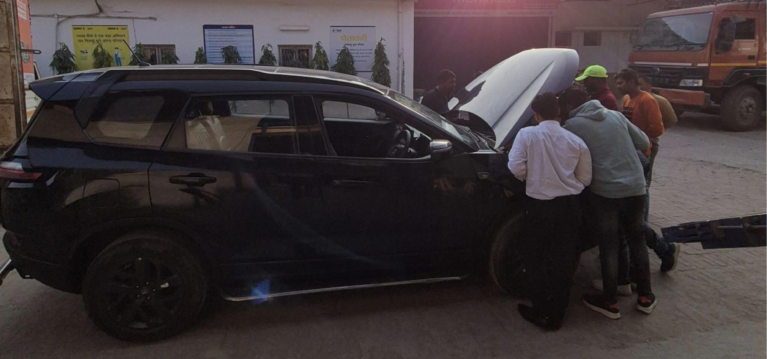 Comprehensive Training on BS VI Technology for Mechanics.